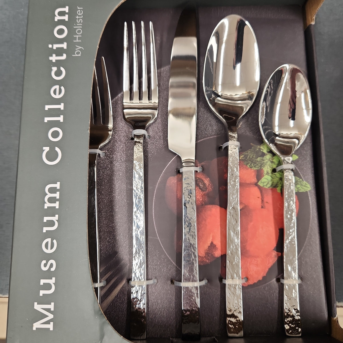 Texture Stainless Flatware Service For 4 – The Westview Shop